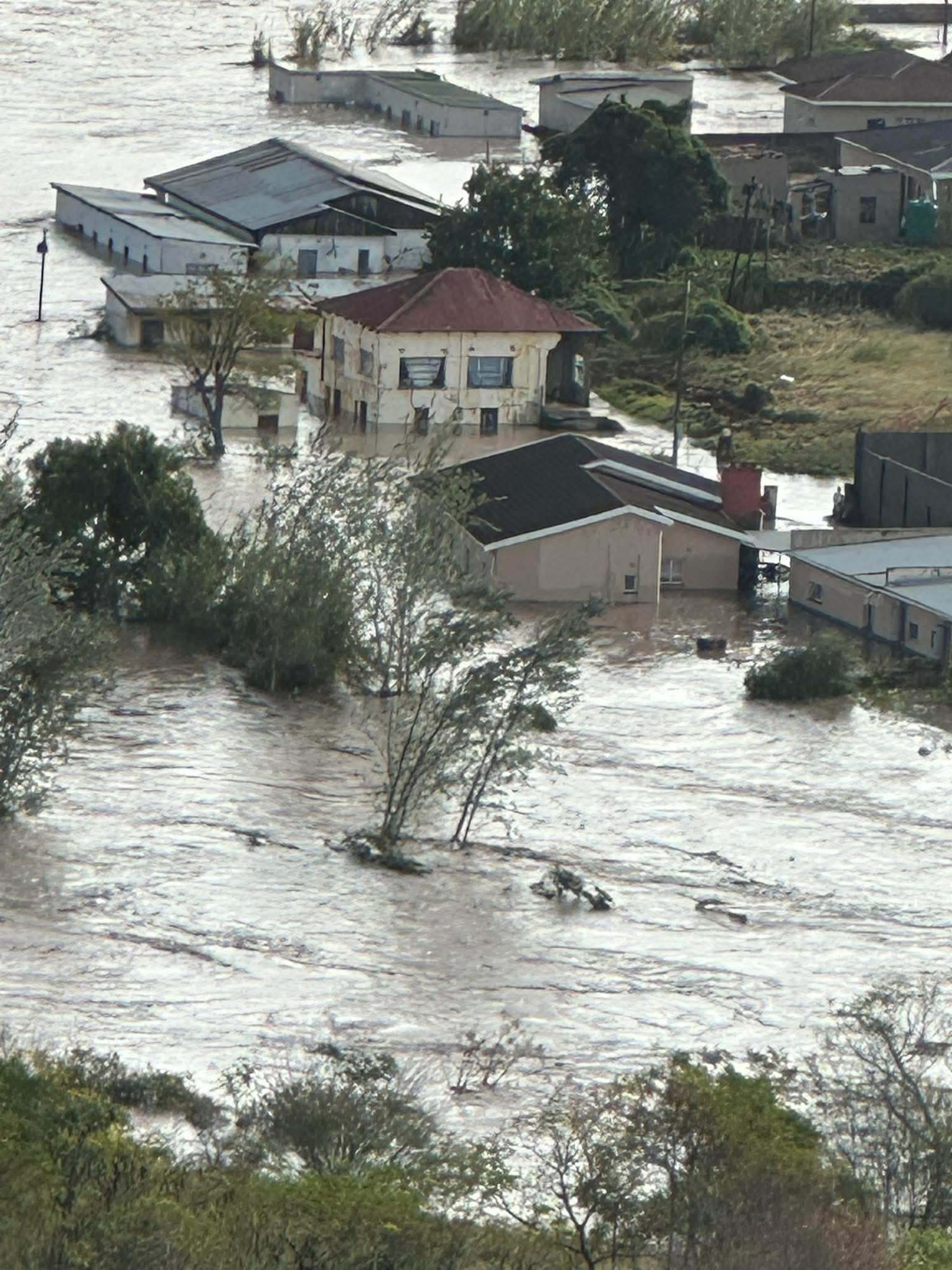 Umakyat sa 78 ang Bilang ng Patay sa Pagbaha sa South Africa! | Diskurso PH