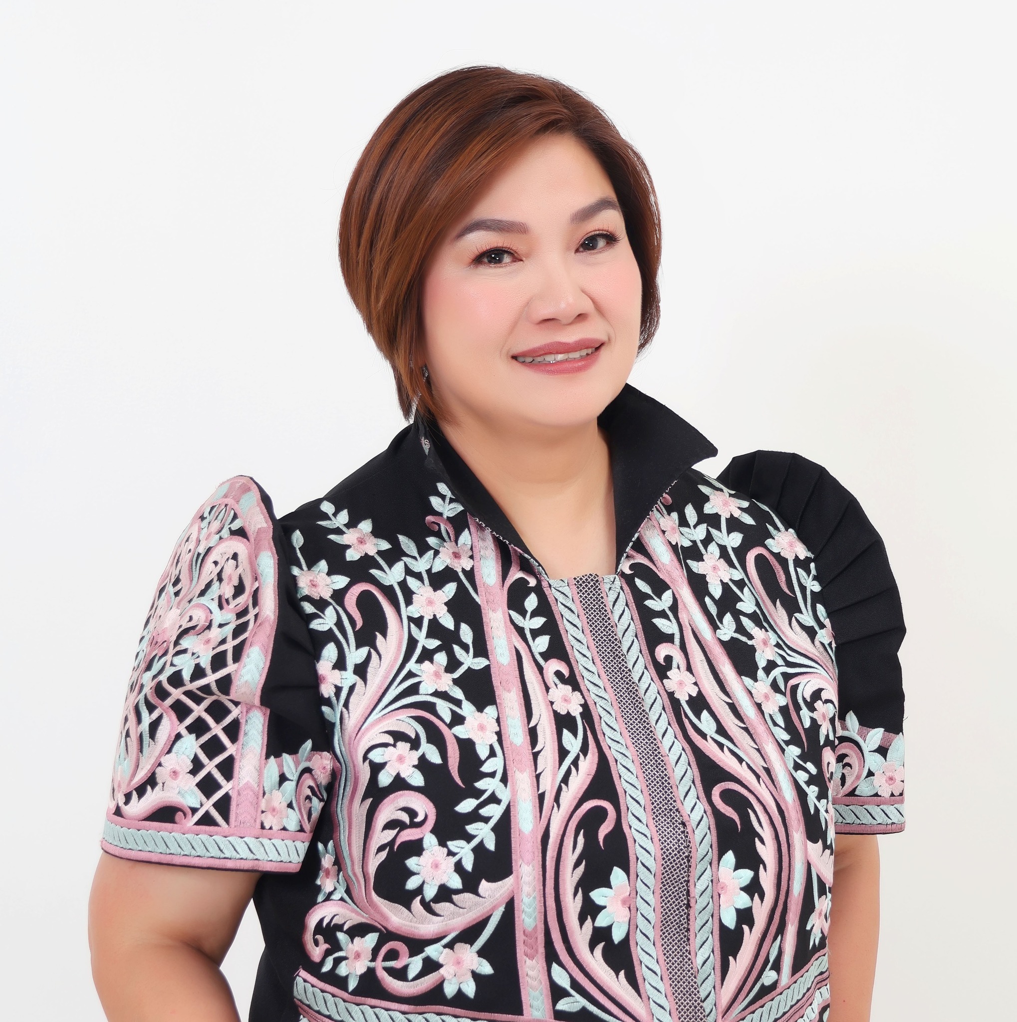 Mayor Ting-Que umiiyak sa FB Live; sinagot ang galit sa ‘animals ...