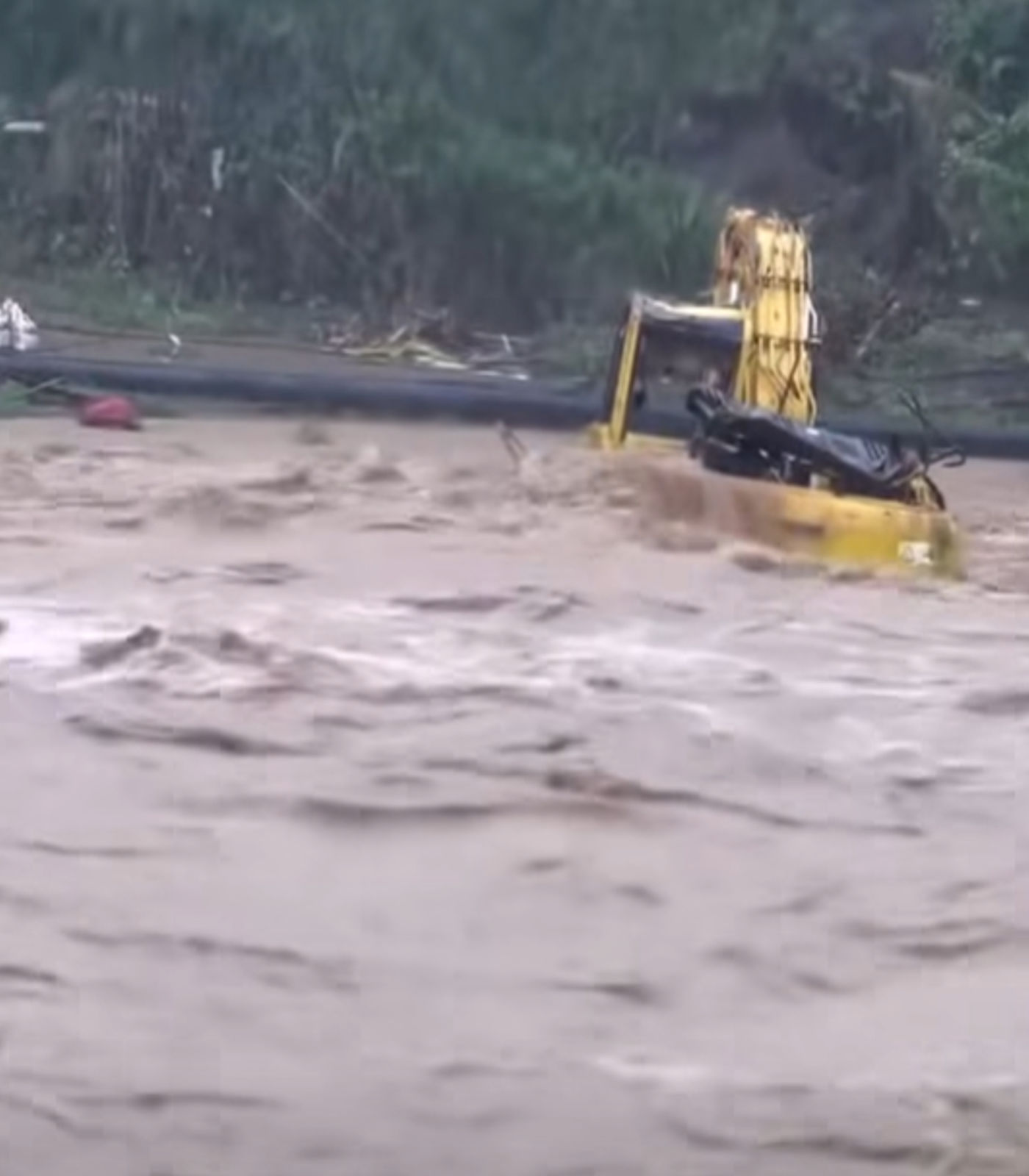 Lusaran River surges after typhoon Ada rains | Diskurso PH