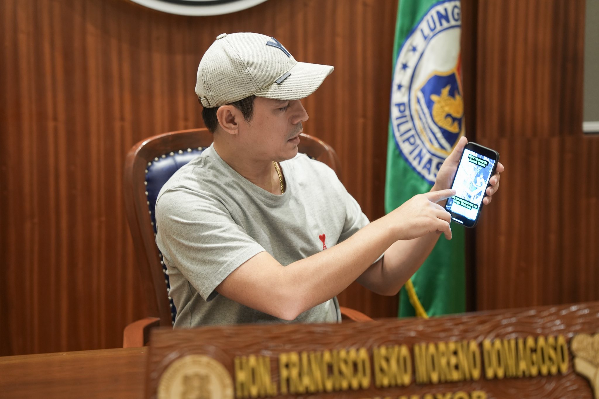 Mayor Isko, pananagutin ang lahat ng sangkot sa viral video ng pagnanakaw ng kable ng kuryente ...